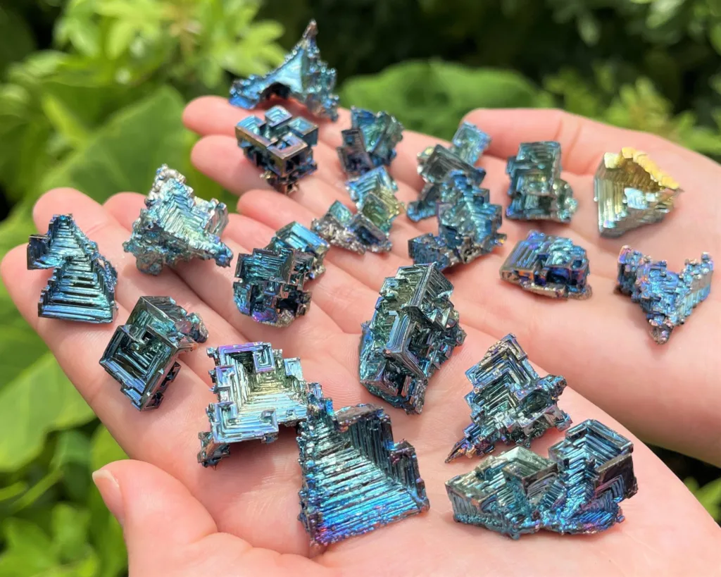 Cristaux de bismuth : le métal arc-en-ciel – Quand l'art rencontre la science » Géologie Science