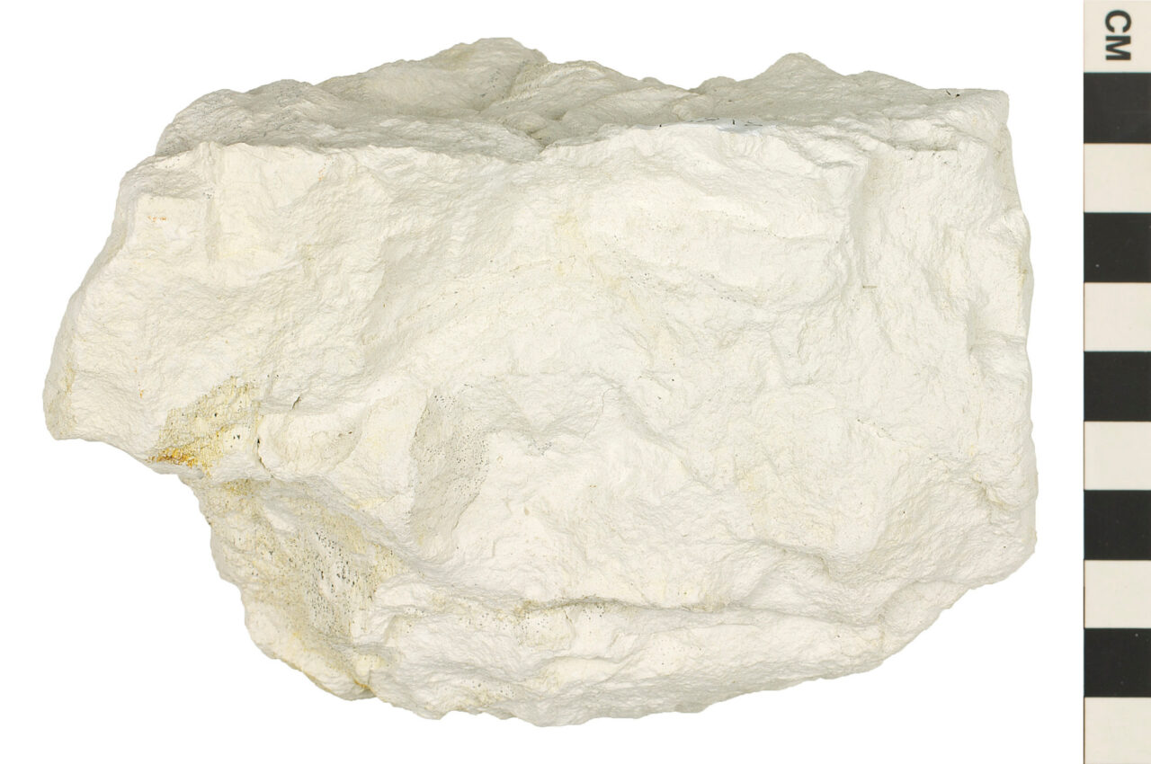 Chalk vs Limestone: Differences, Properties, Formation & Uses
