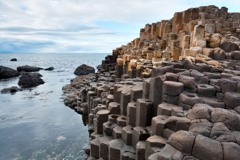 10 Strange Rock Formations You Won’t Believe Are Natural - Geology Science