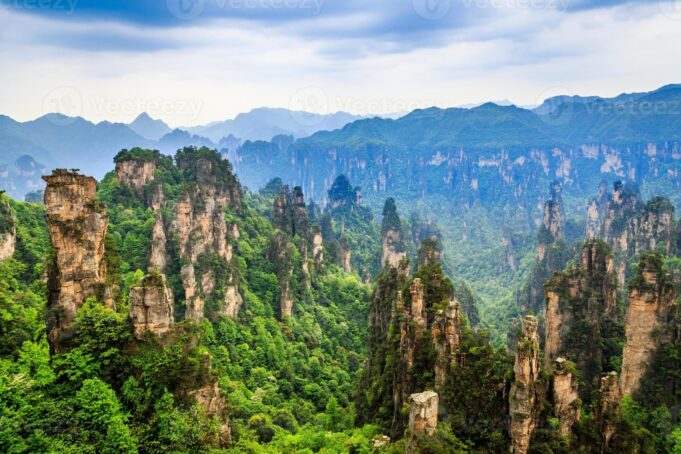 Natural Wonders Formed by Erosion: Top 10 Iconic Landscapes